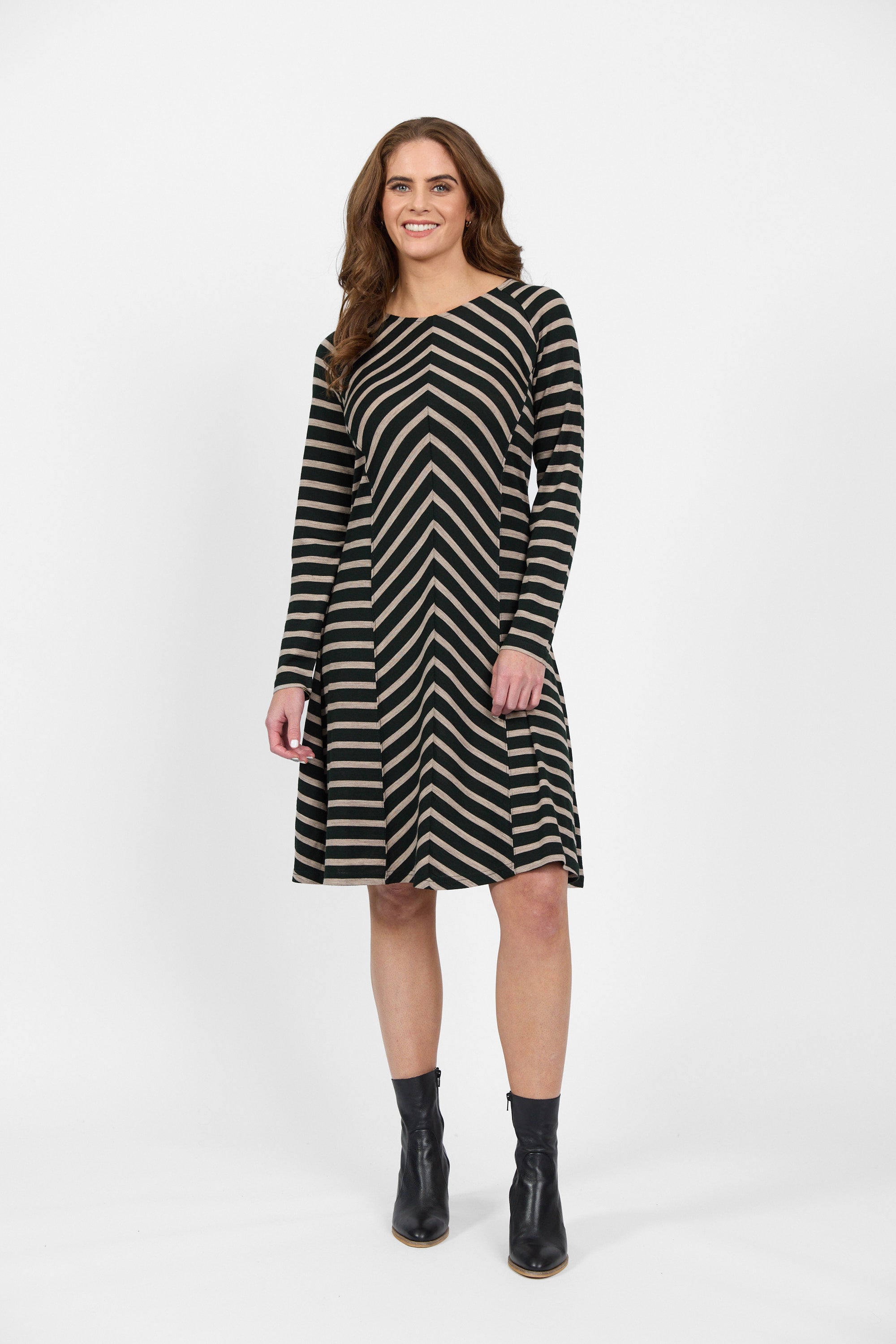 Vassalli Merino Swing Dress – Modiste